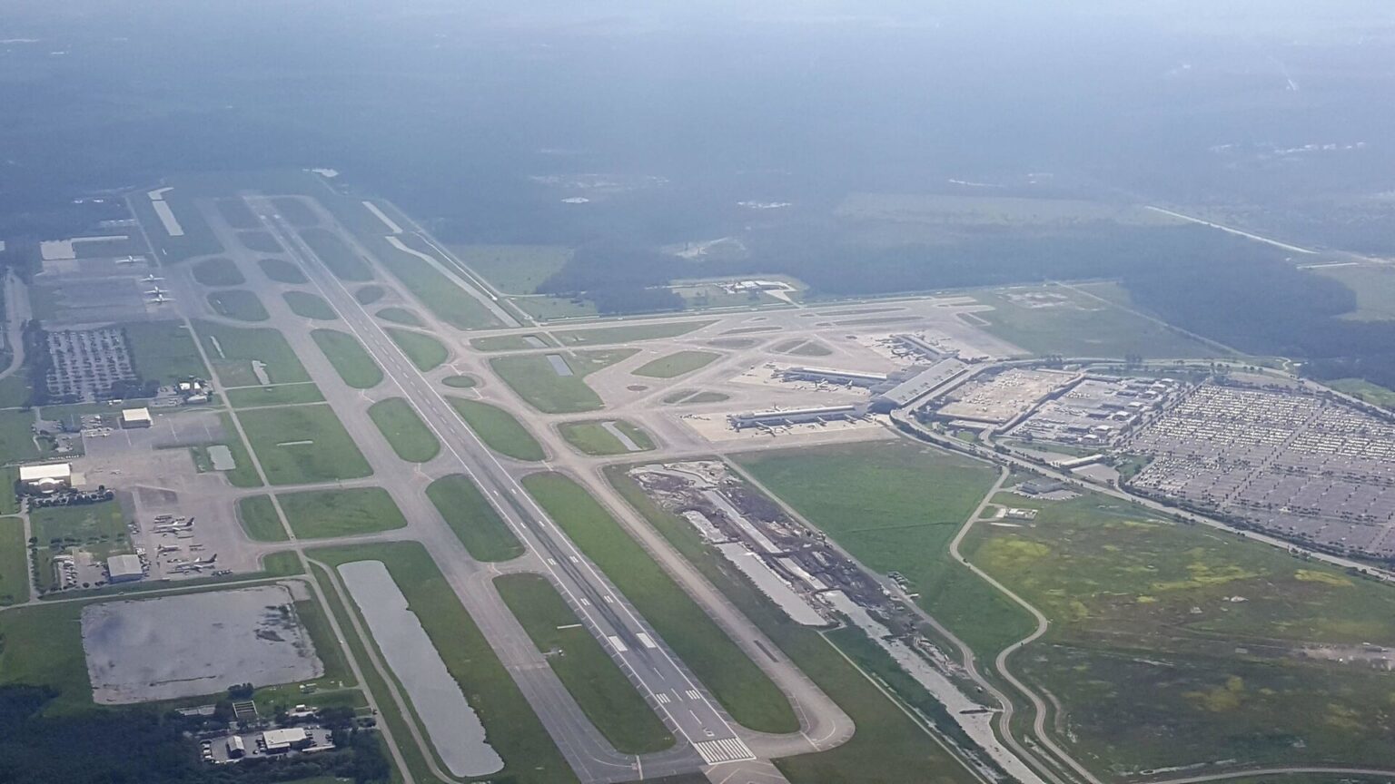 The world's largest airports by size in 2025