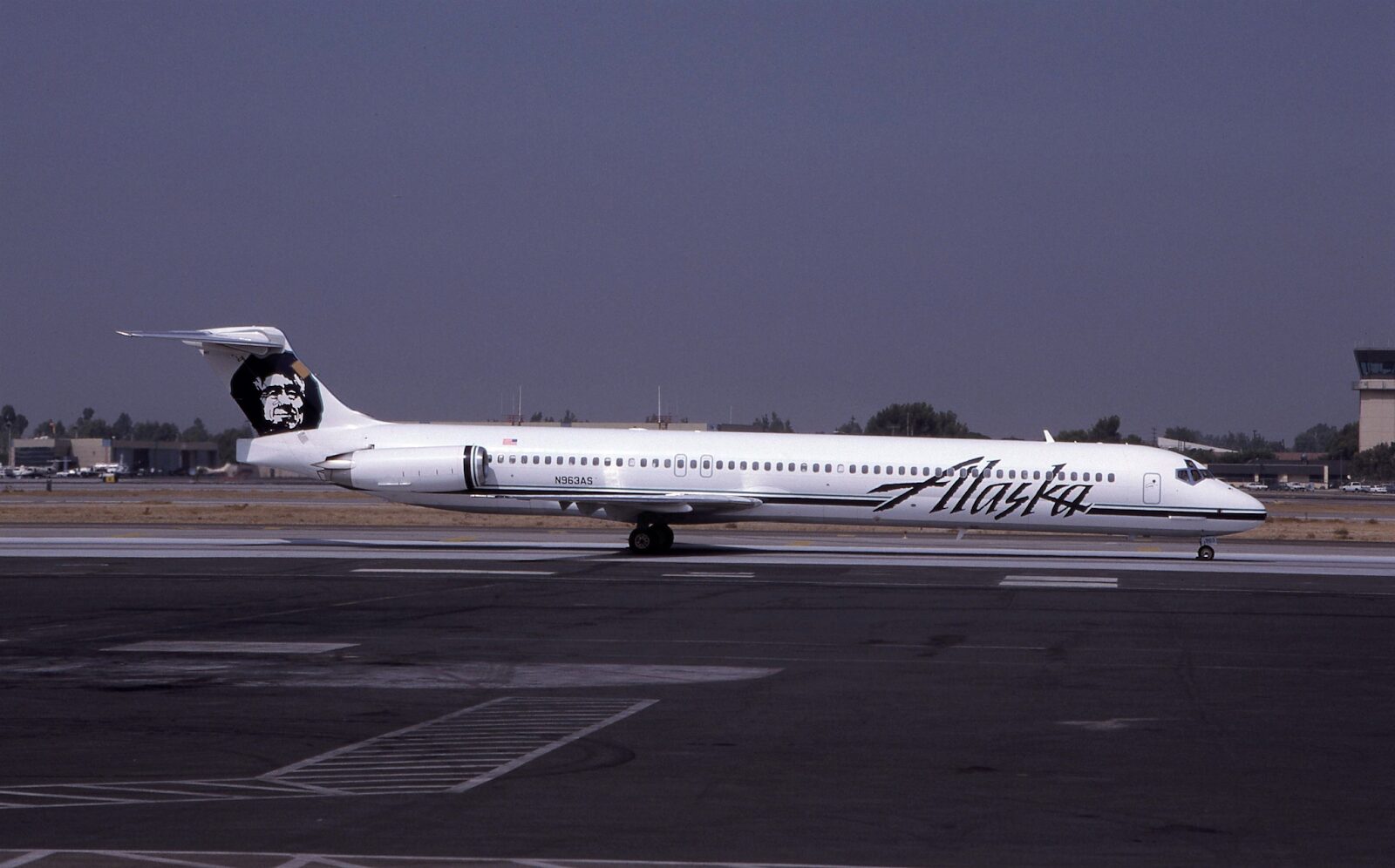 What caused Alaska Airlines Flight 261 to crash?