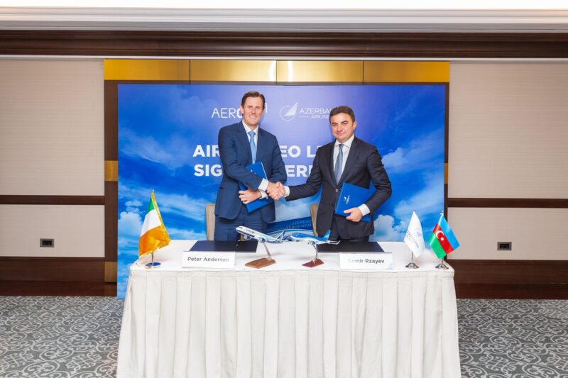 Azerbaijan Airlines acquires six Airbus A320neo family jets