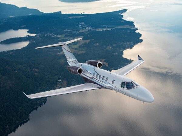 Gulfstream delivers first state-of-the-art G800 jet - AeroTime