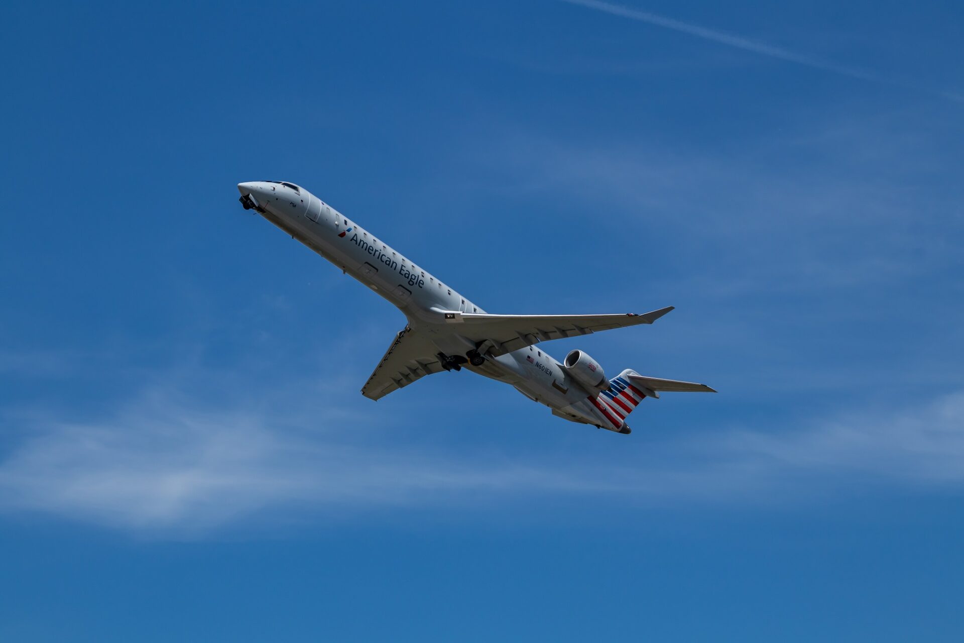 American Airlines owned CRJ900s to join subsidiary PSA
