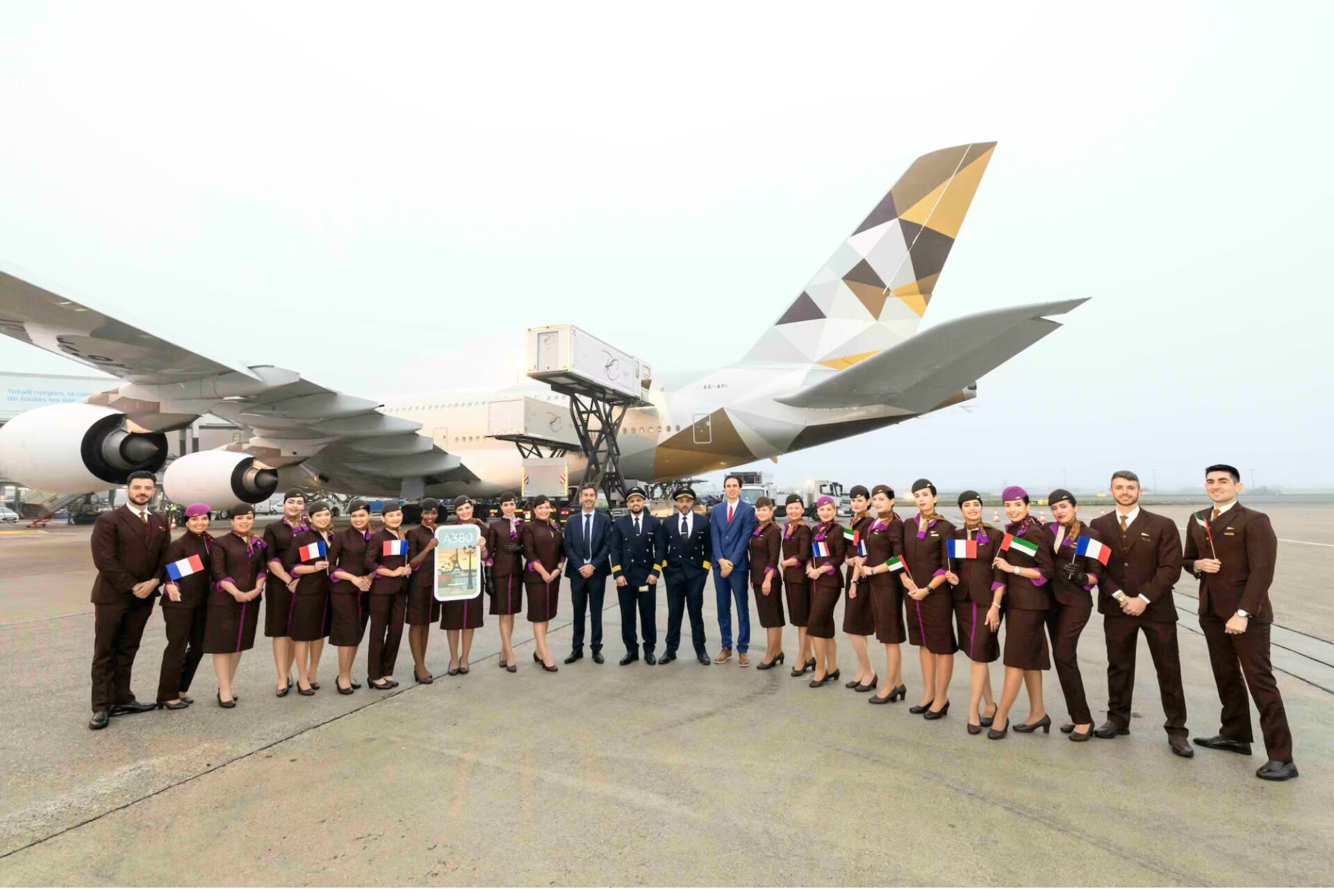 Etihad returns flagship A380 aircraft back to Paris route - AeroTime