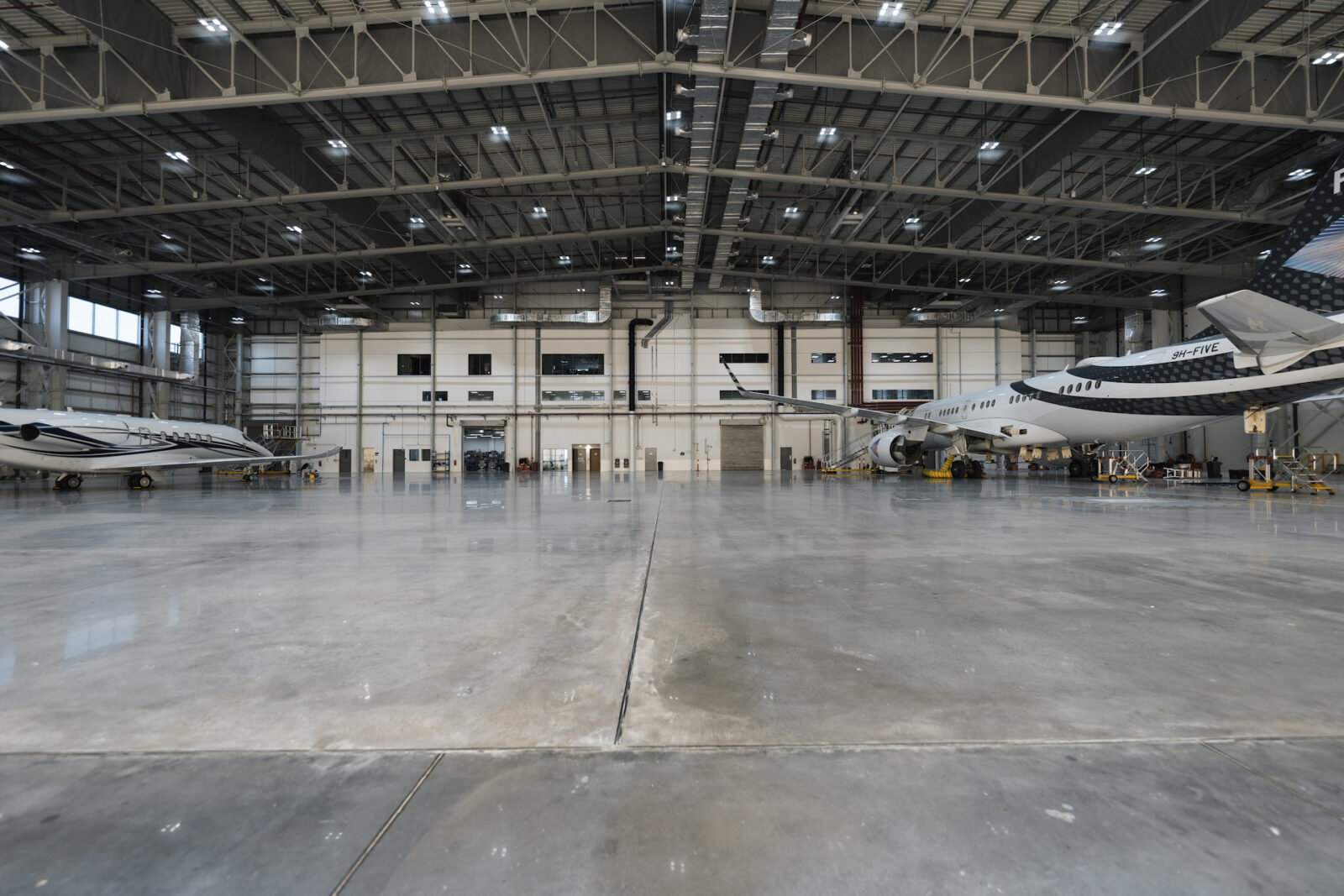 Why Comlux set up a new state-of-the art base in Dubai - AeroTime
