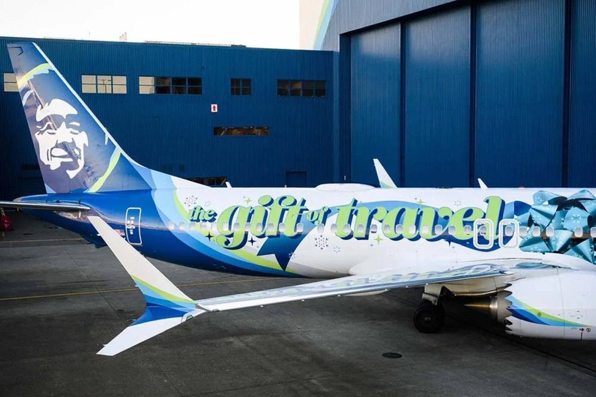 Nine Xmas-themed aircraft liveries and designs since 1994