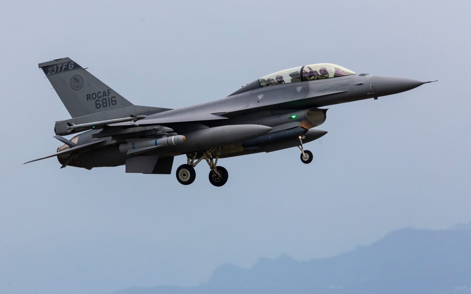 Taiwan secures $320M deal for F-16 support and AESA radars - AeroTime