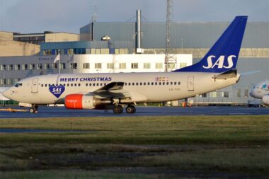 Ten Xmas-themed aircraft liveries and designs since 1994