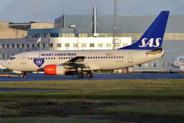 Ten Xmas-themed aircraft liveries and designs since 1994