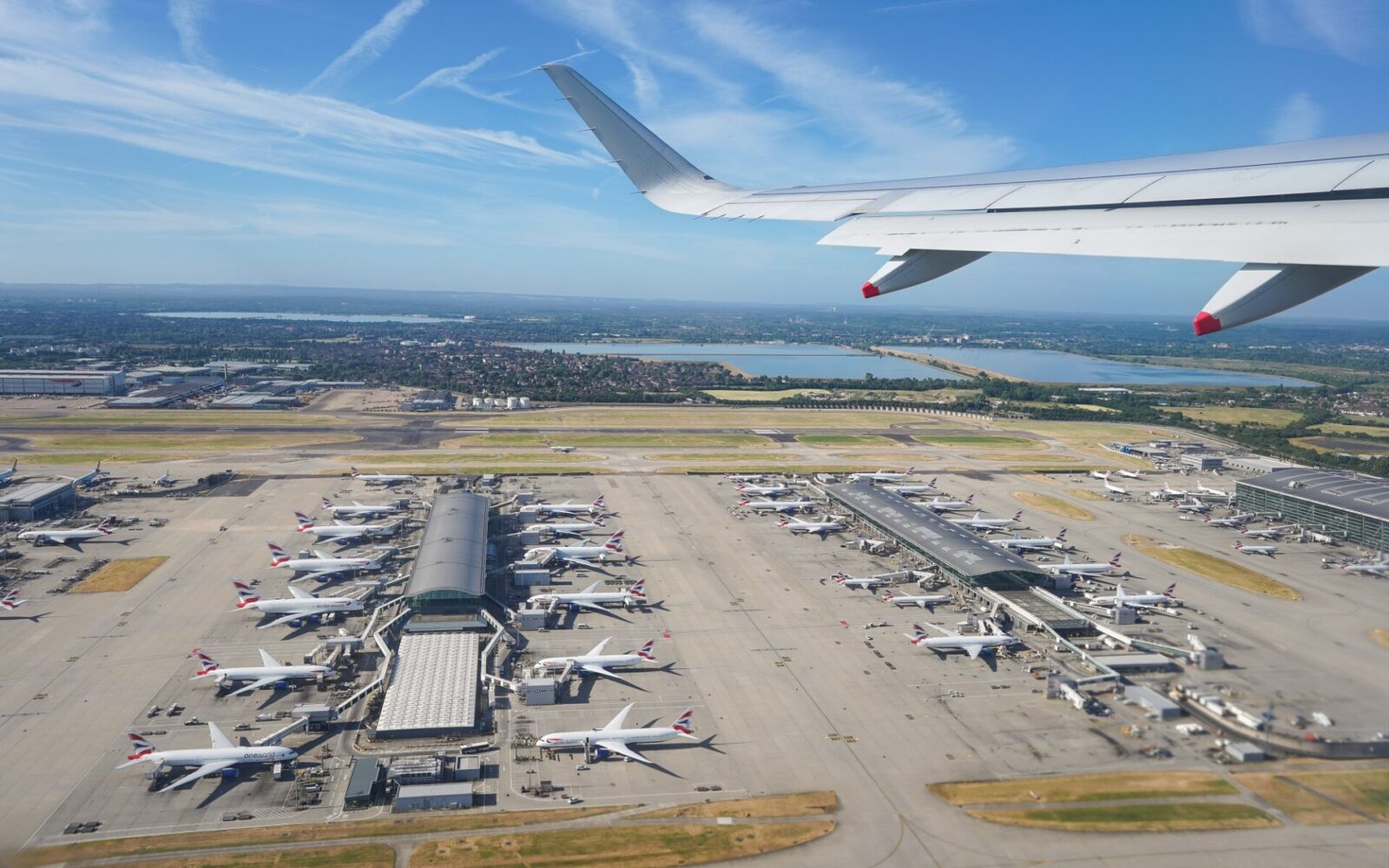London-Heathrow Airport: third runway gets the green light