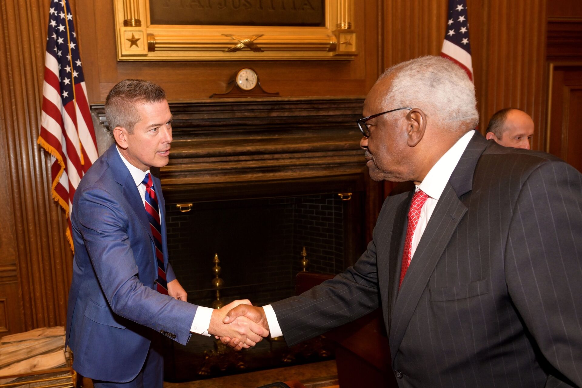 Sean Duffy sworn in as new US Secretary of Transportation