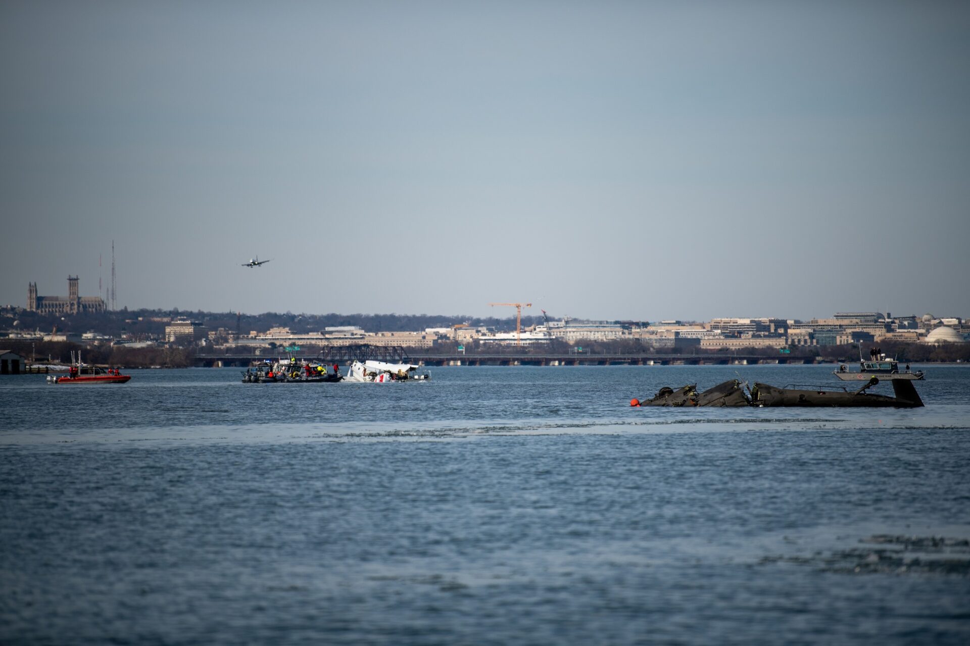 Washington crash: 55 victims found, wreckage recovery begins