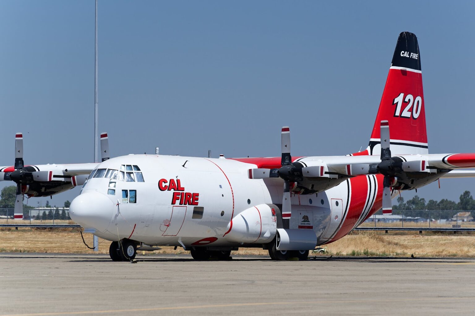 Heroes of the California wildfires: Meet the CAL FIRE aircraft fleet ...