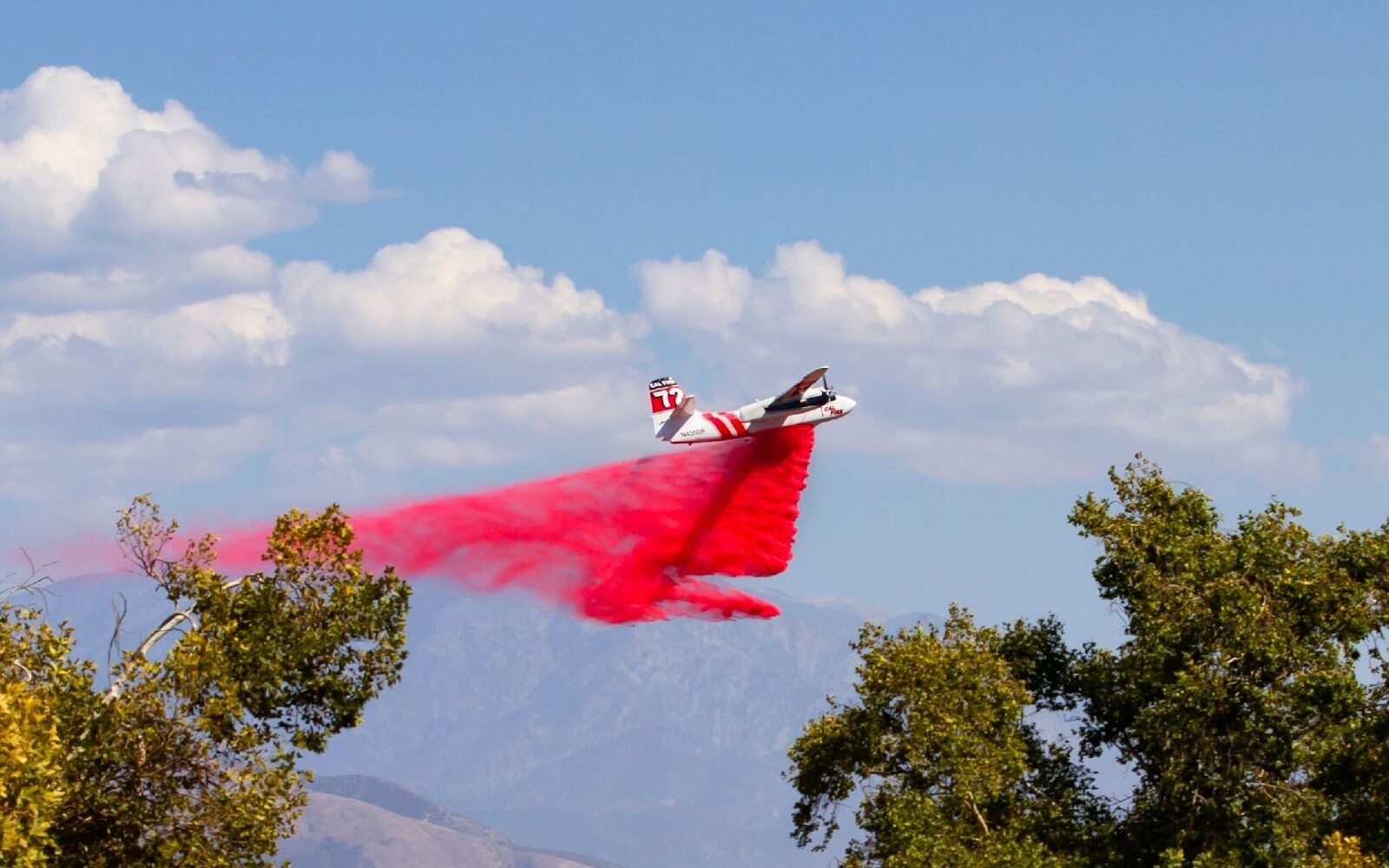 Heroes of the California wildfires: Meet the CAL FIRE aircraft fleet ...