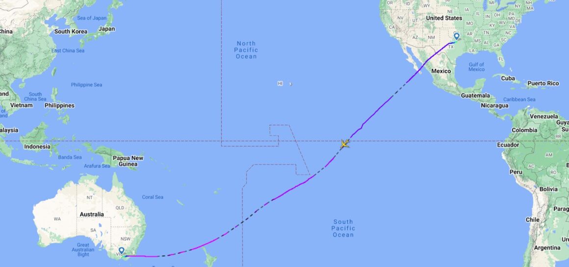 Top 10 longest flights in the world 2025