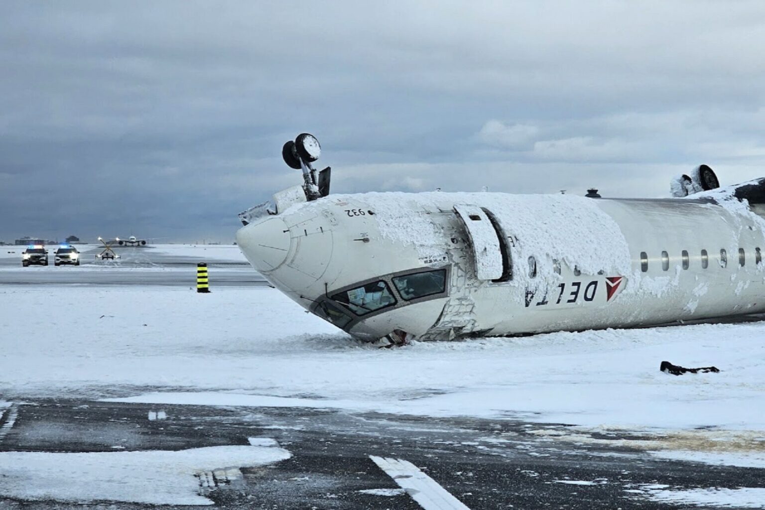 Commercial aircraft emergency evacuations: the theories and rules ...