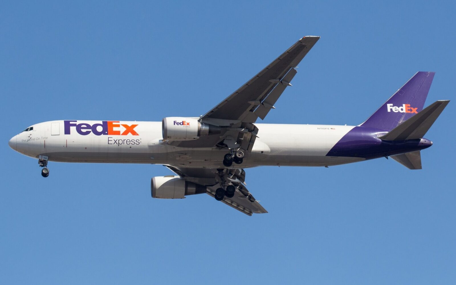 FedEx freighter suffers engine fire after bird strike