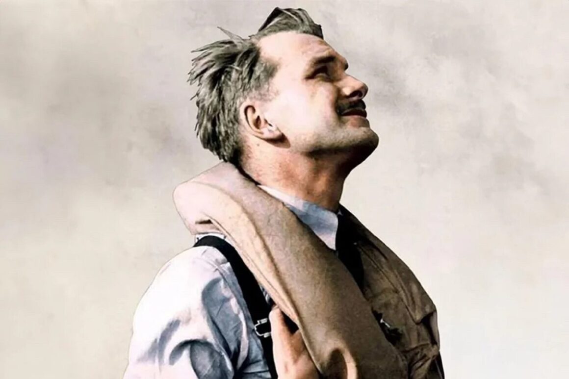 Royals lead tributes after last Battle of Britain pilot dies