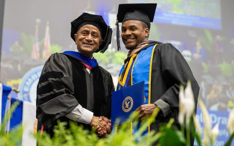 Couple pledges record gift to Embry‑Riddle business school