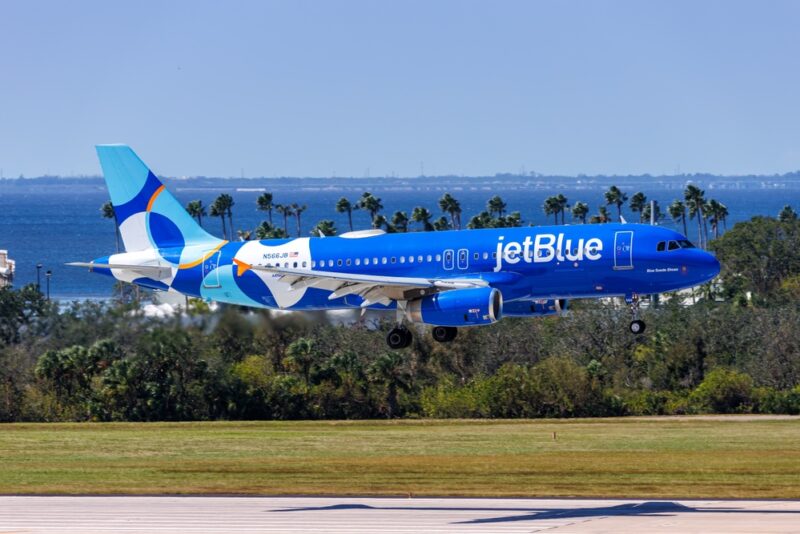 JetBlue unveils new A320 livery inspired by popular destination Puerto ...