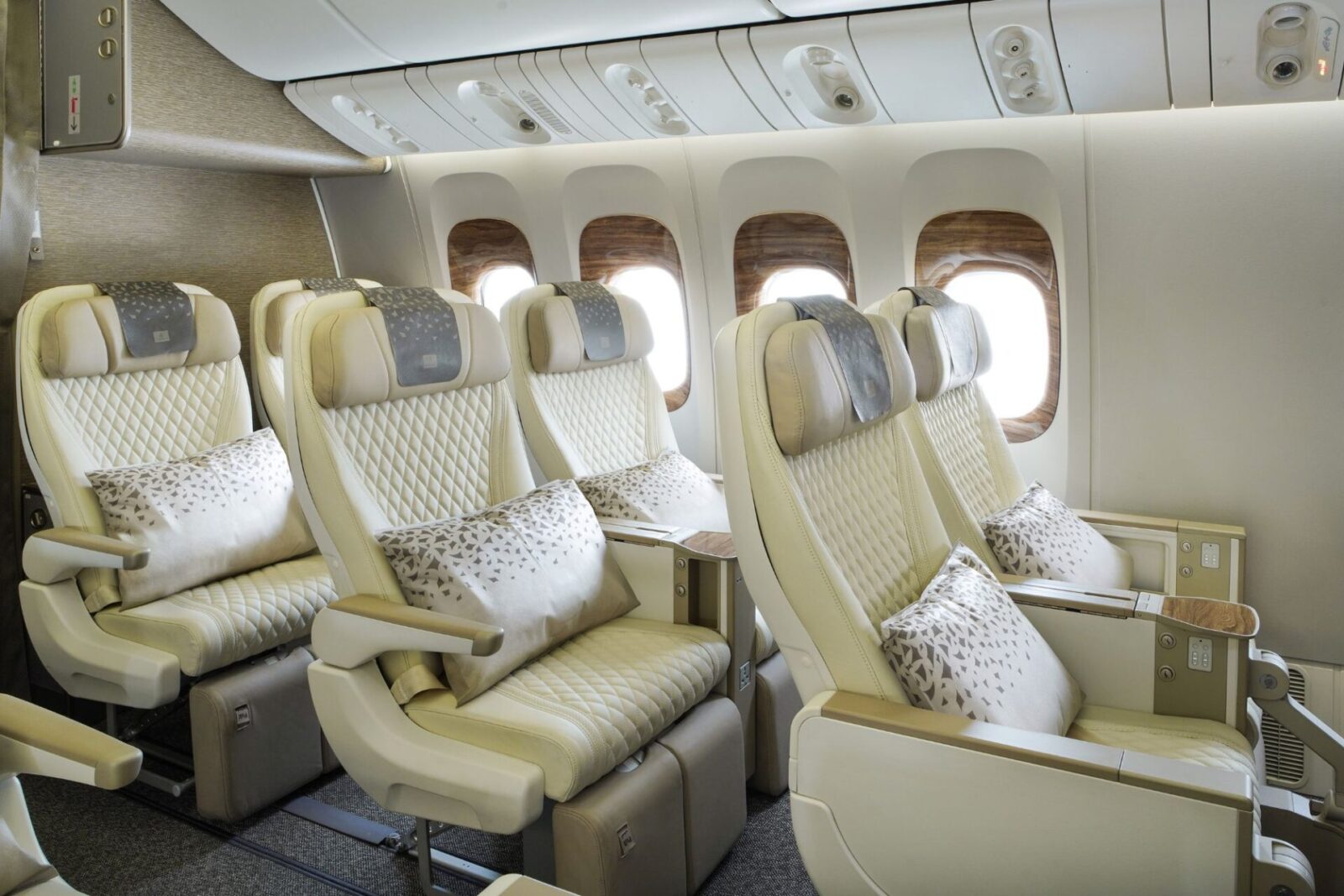 All-business class flights – why is it so hard for airlines to make ...