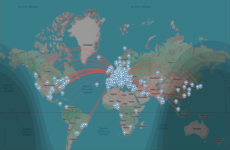 Top 10 airlines flying to the most destinations 2025