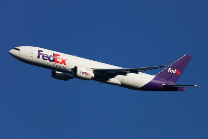 FedEx Express marks 40 years of transatlantic operations