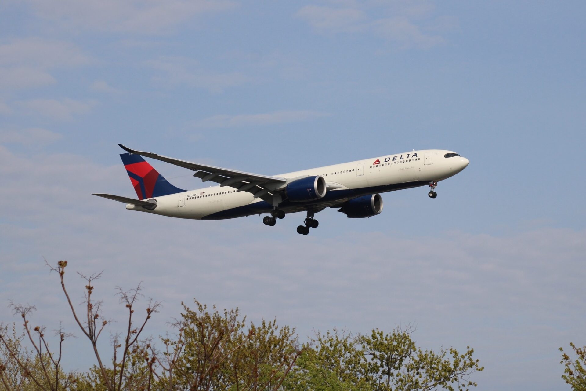 Delta Air Lines posts $15.2B Q3 revenue, delivers 12 jets