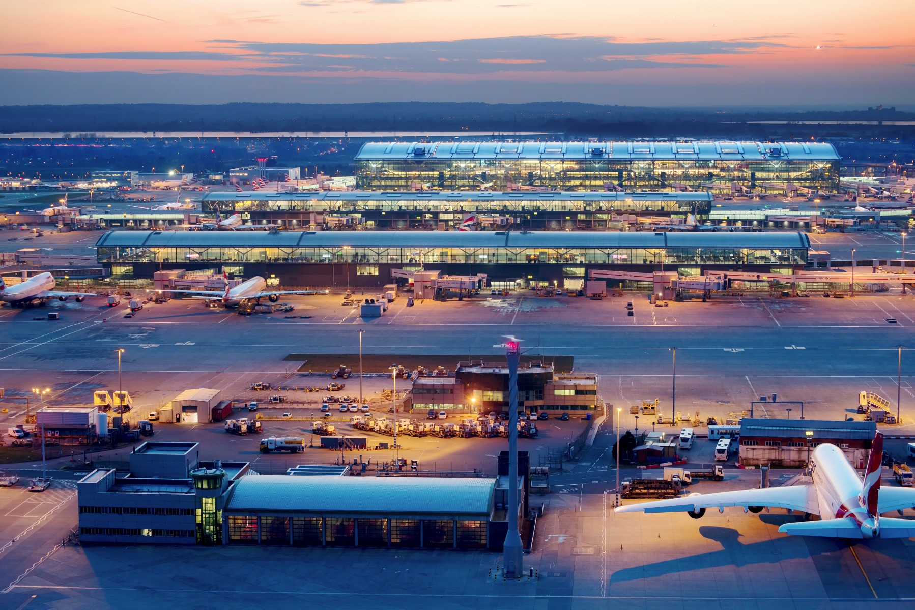 London Heathrow to spend £10B of private investment on improvements ...