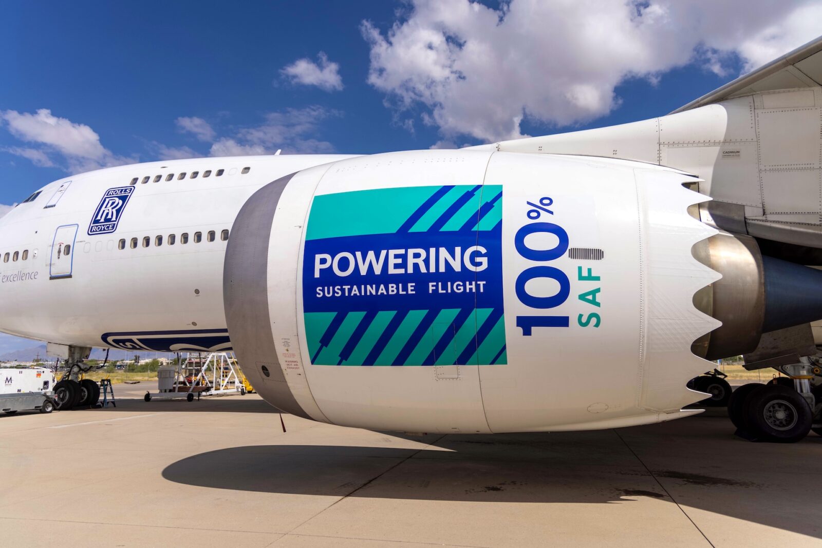 Hefty Bee: the B747 flying test bank retired by Rolls-Royce - AeroTime