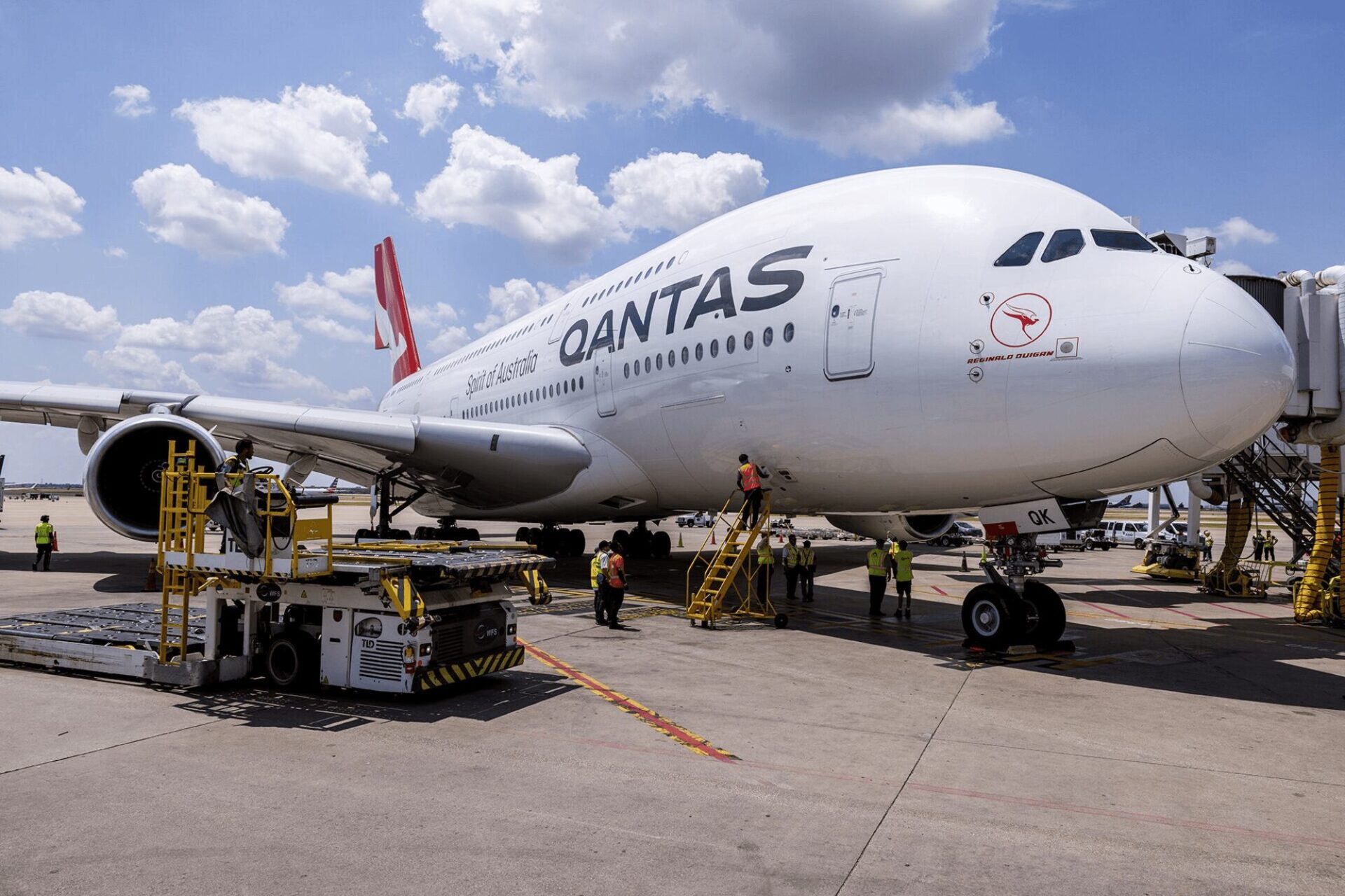 Qantas resumes Dallas–Sydney A380 service after 5 years