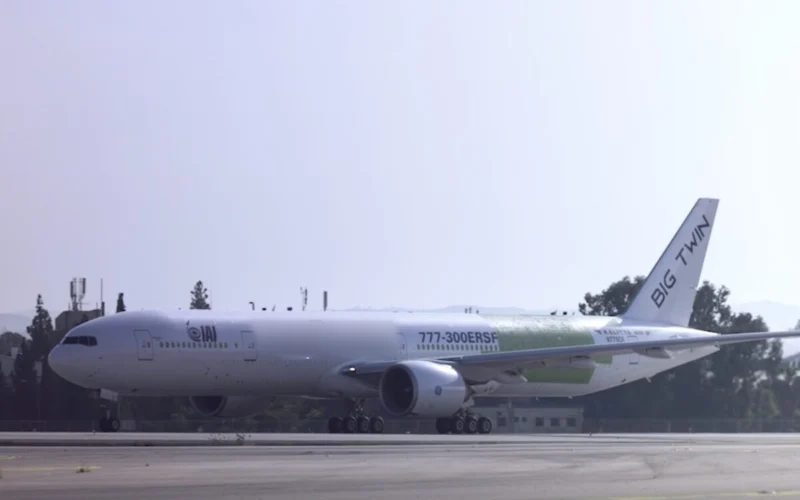 IAI completes first B777 passenger-to-freighter conversion - AeroTime