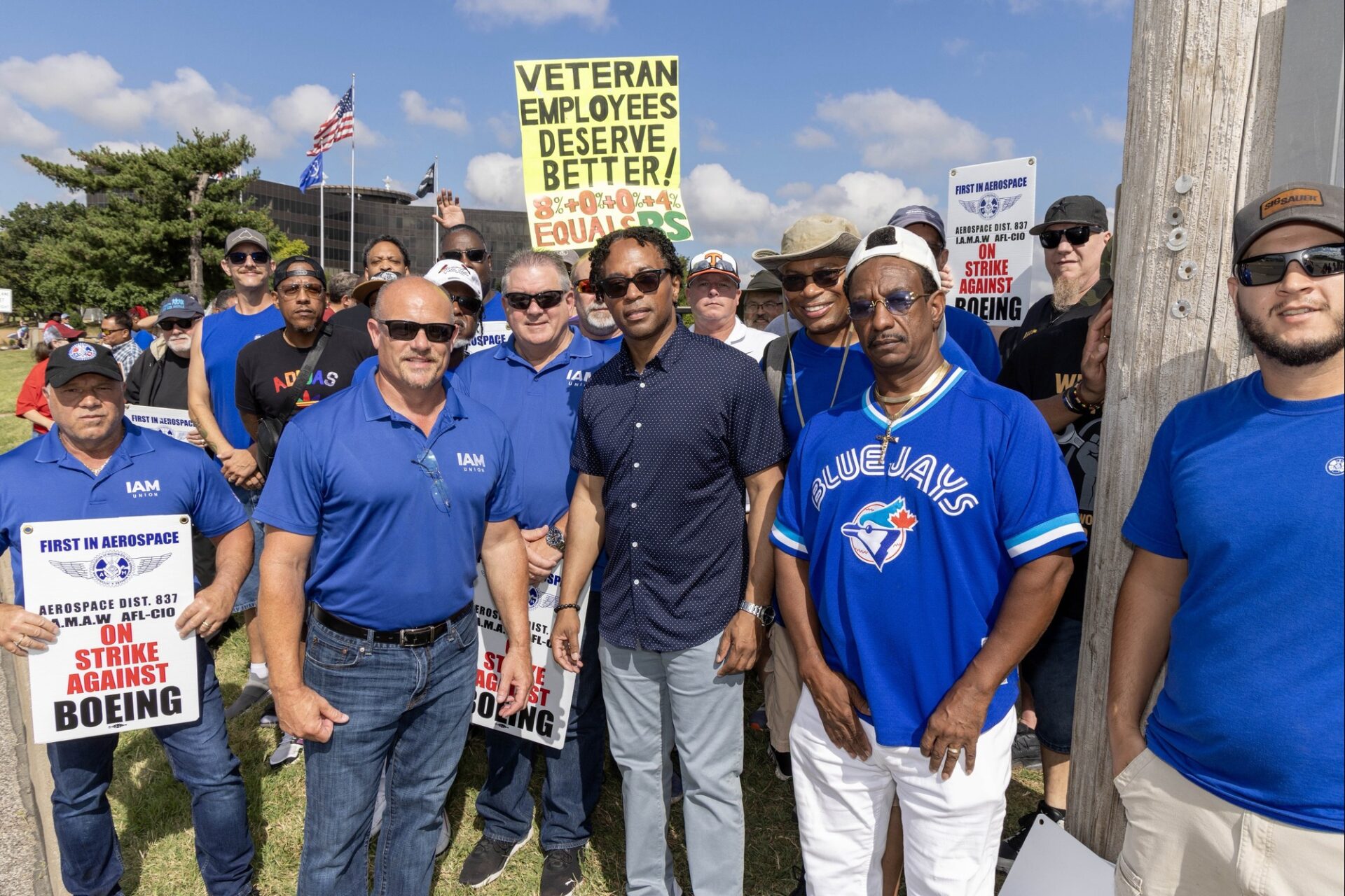 Boeing, IAM mediation fails as union backs self-crafted deal