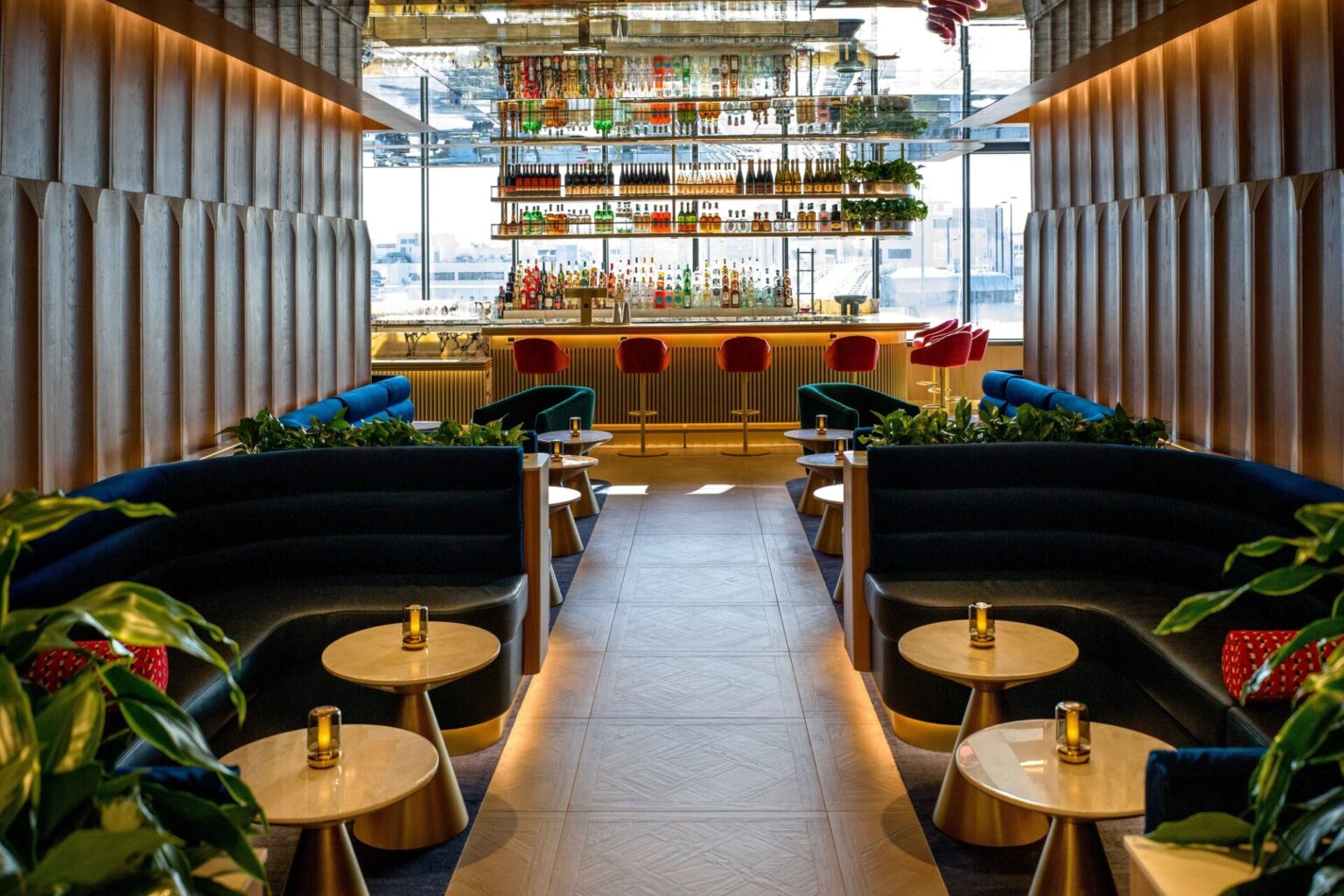 BA unveils next generation of lounges in Miami and Dubai
