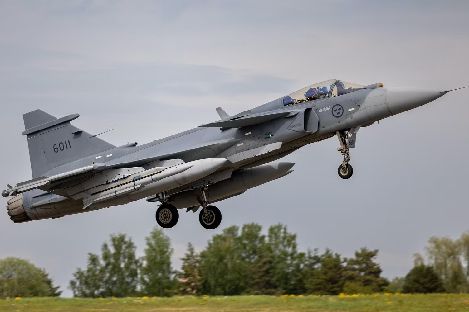 Sweden receives first Saab JAS 39 Gripen E fighters