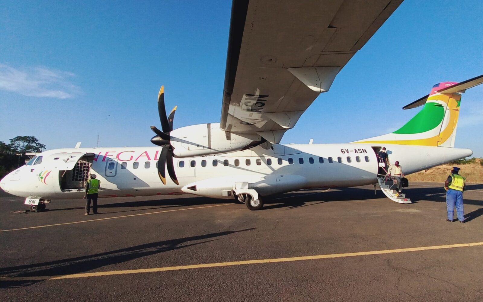 Boeing signs deal with Air Senegal for nine 737 MAX jets