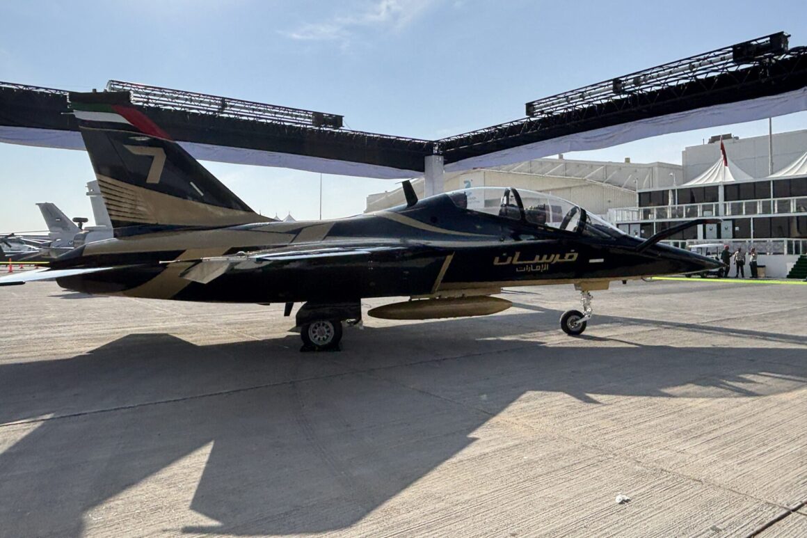 UAE aerobatic team debuts L-15 jets at Dubai Airshow 2025