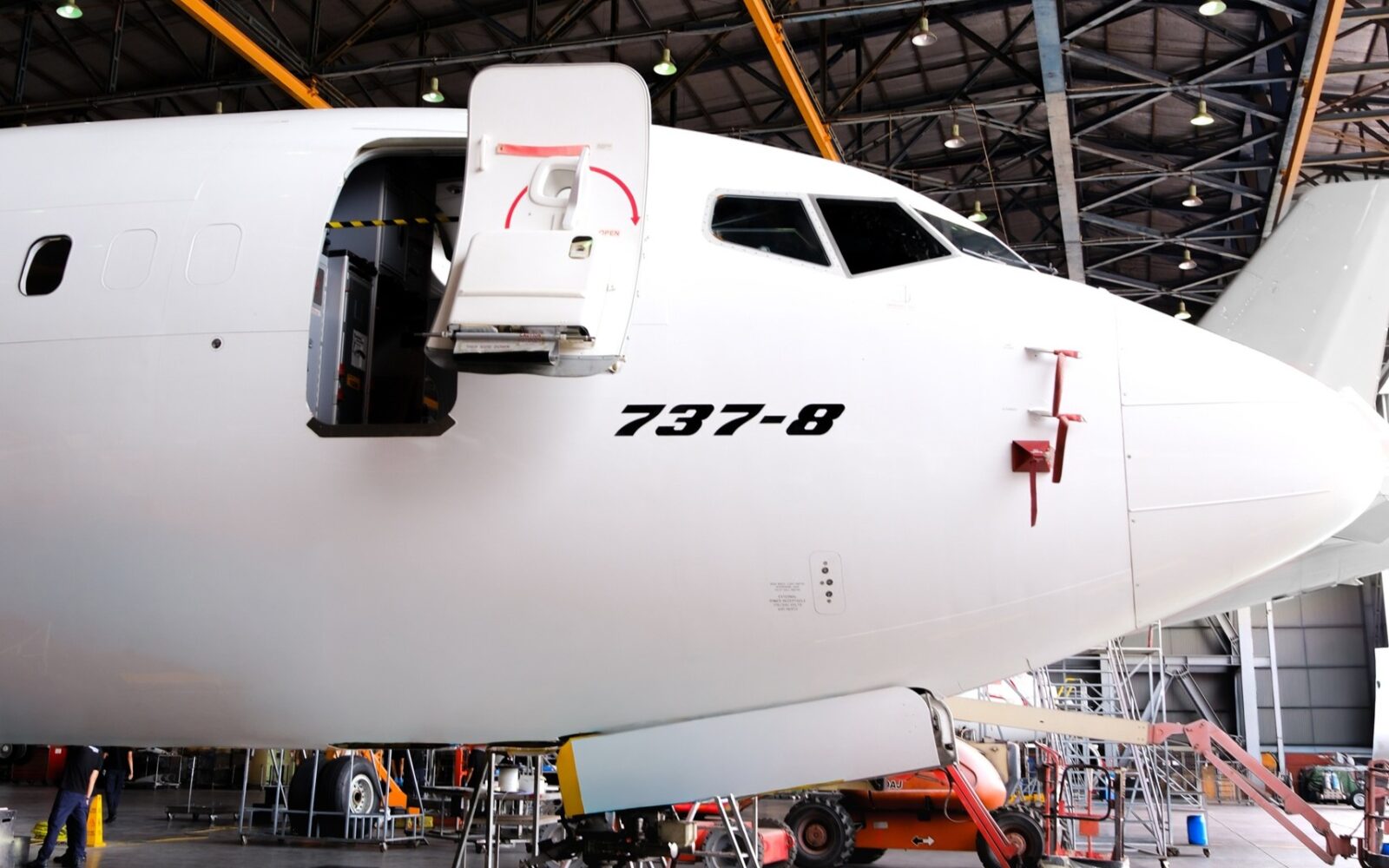 FL Technics Indonesia receives first Boeing 737 MAX for MRO