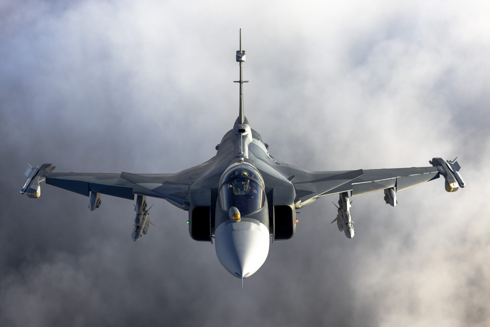 Colombia orders 17 Saab Gripen E/F fighters in €3.1bn deal