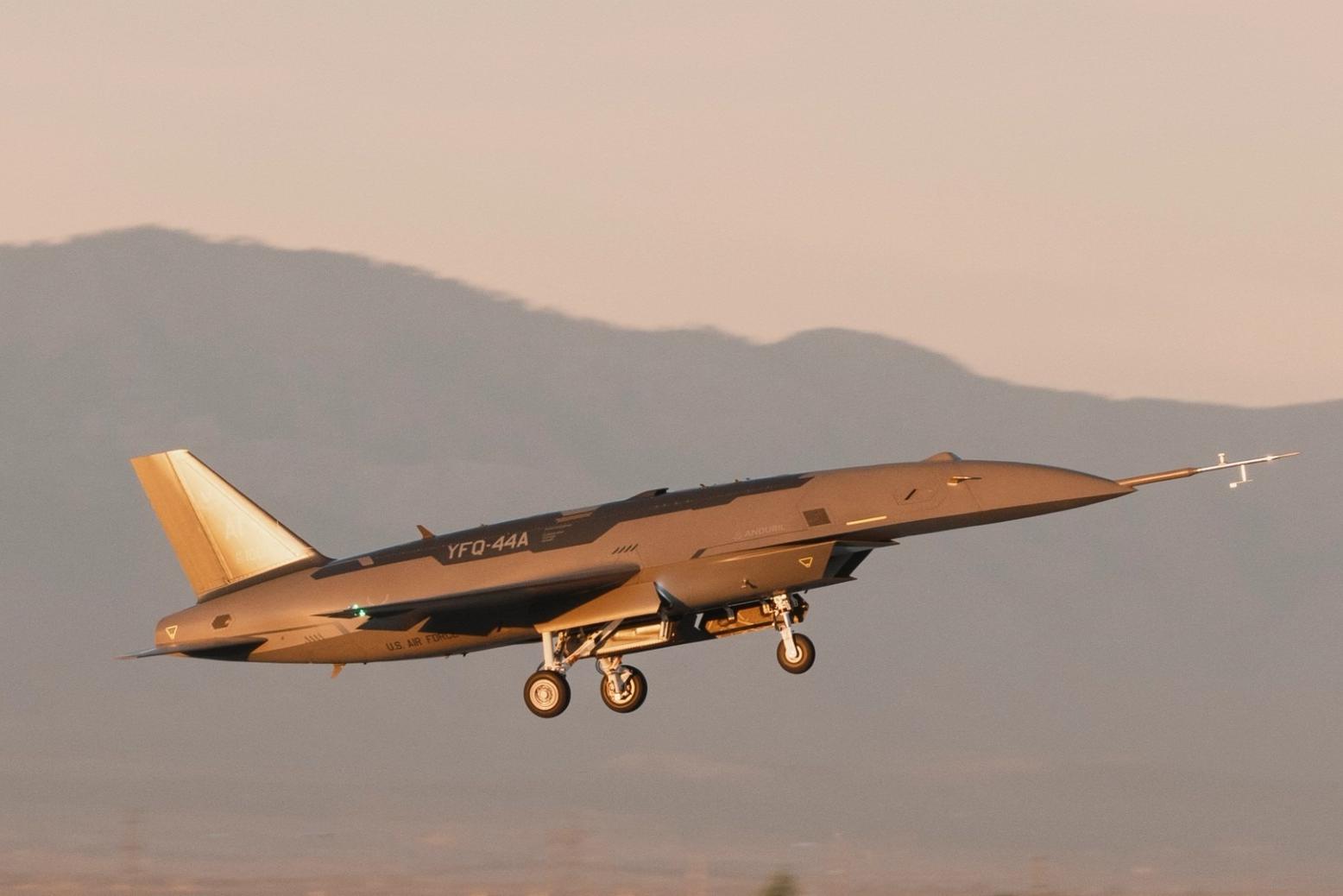 Anduril’s YFQ-44A makes first flight, advancing USAF drone-wingman competition - AeroTime