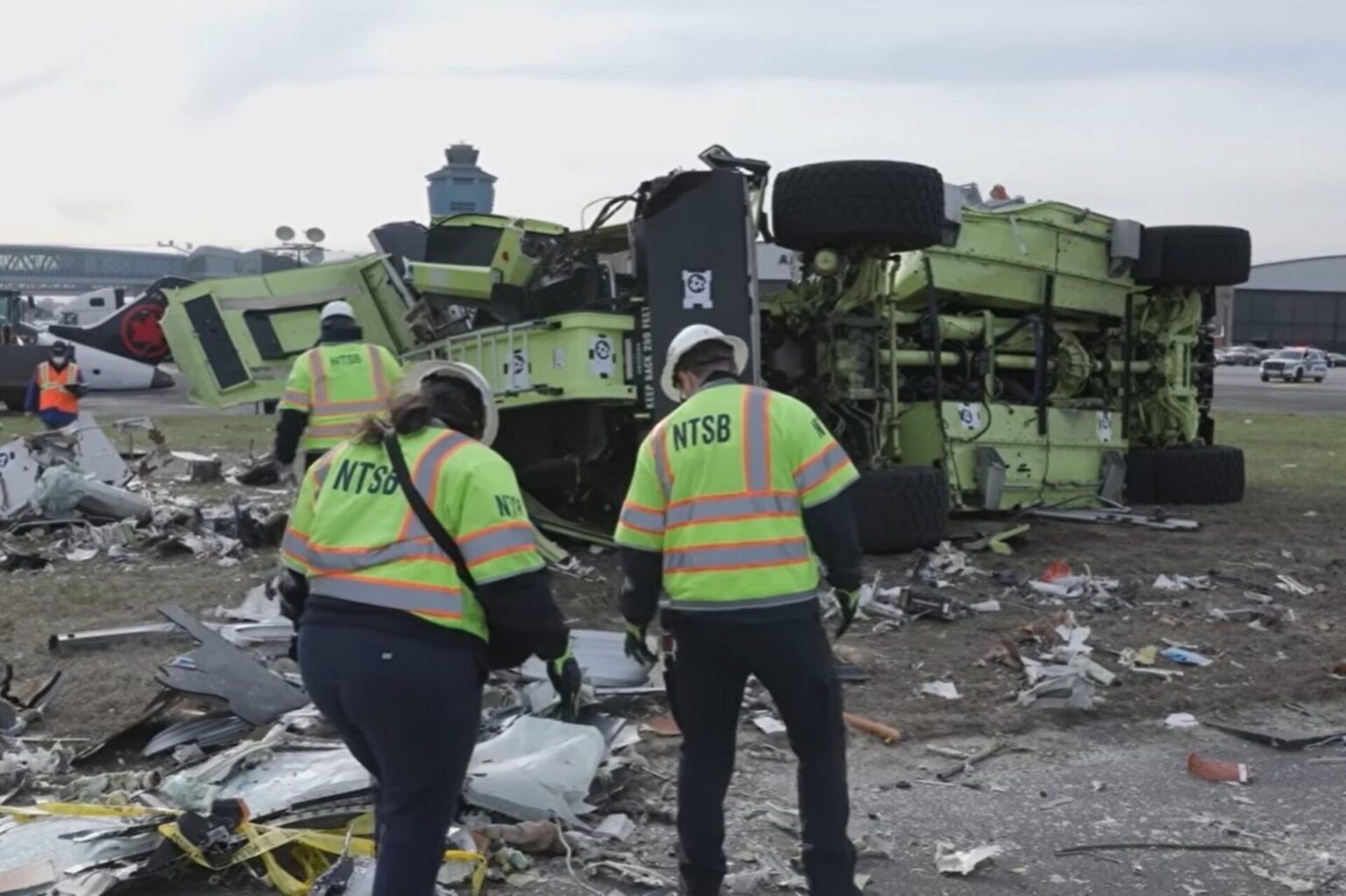 FAA hastens airport vehicle transponder rollout after crash