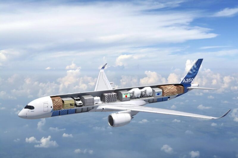 Airbus to fit cargo door on first A350F ahead of flight test
