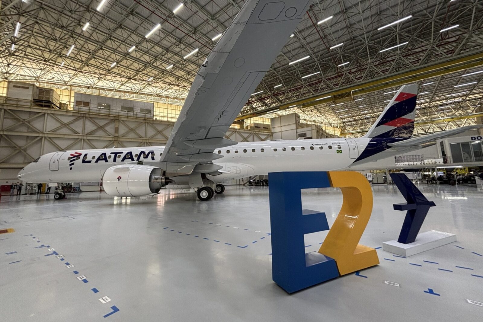 LATAM presents first E195-E2 at Embraer ahead of fleet debut