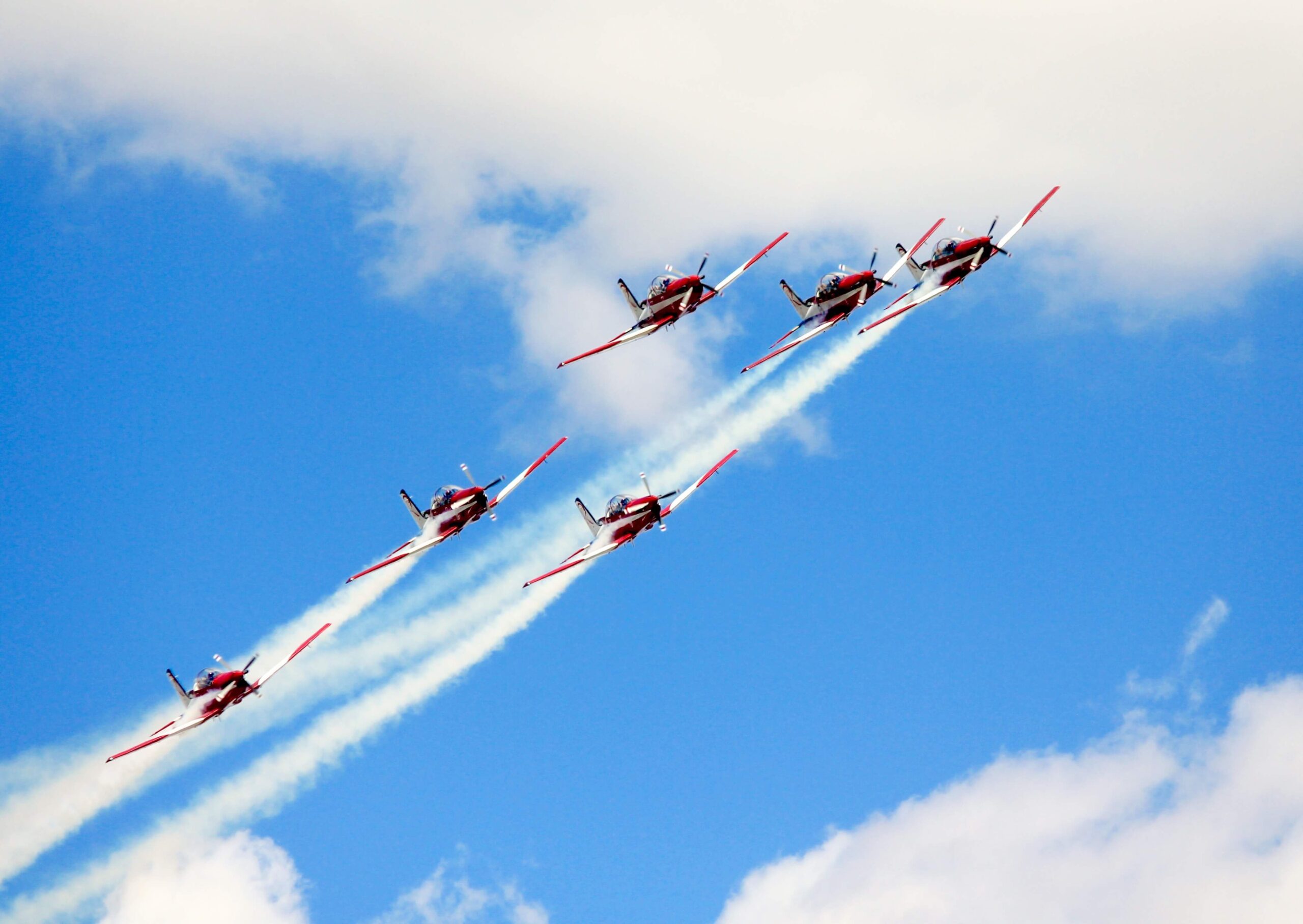 The Australian Roulettes take their iconic PC-9 for a last spin - AeroTime