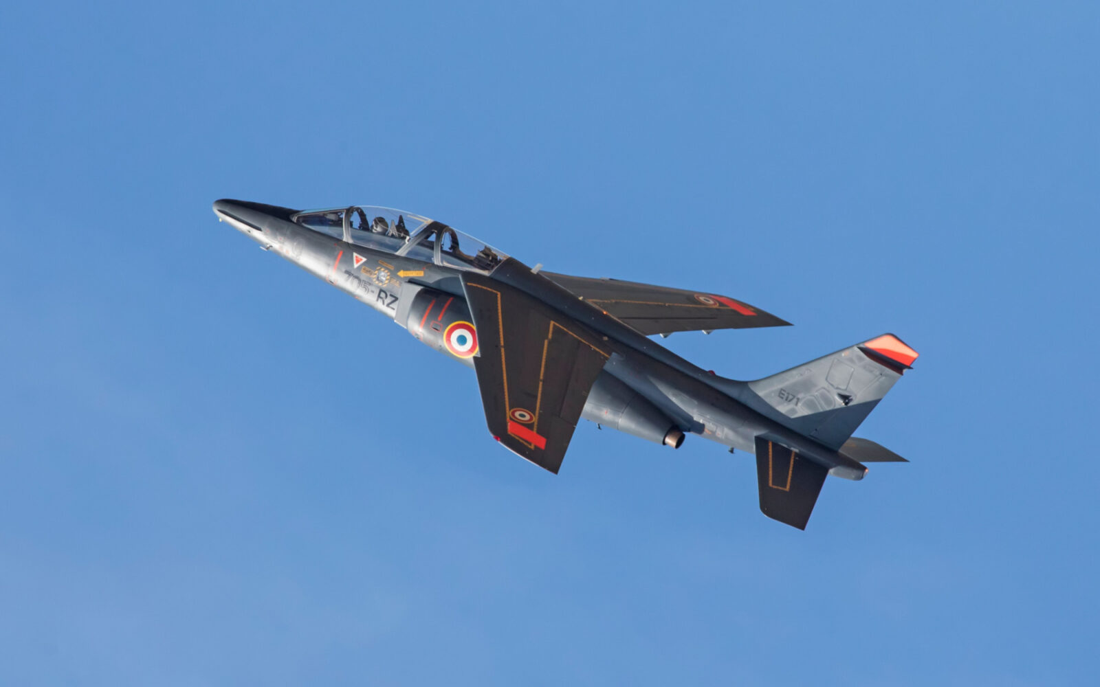 France bids adieu to Alphajet as fighter training aircraft - AeroTime