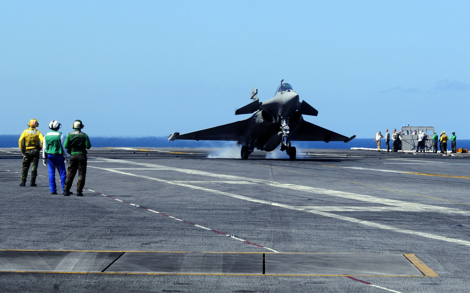 Indian Navy enters final talks to acquire 26 Dassault Rafale M fighters ...