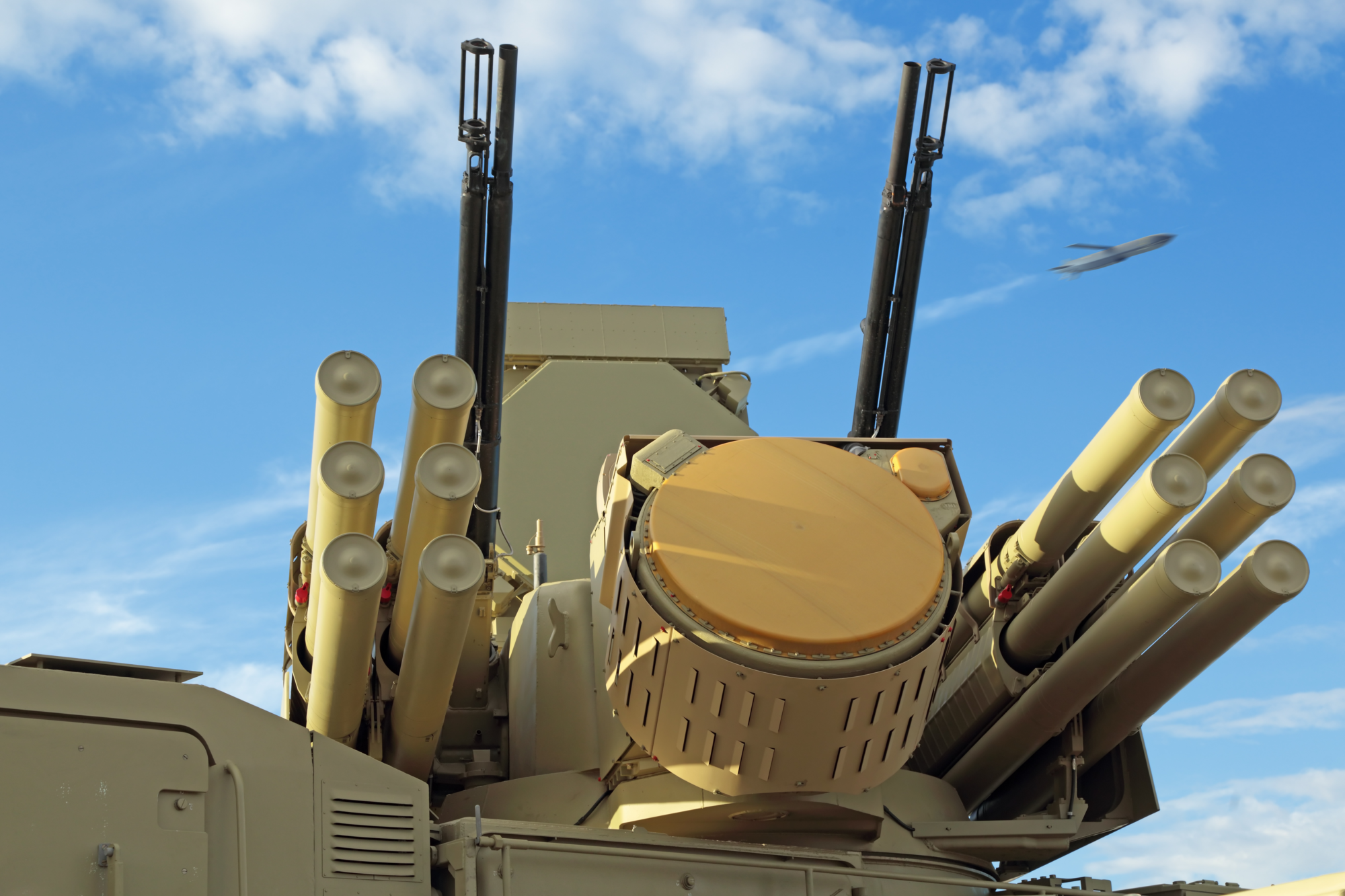 Russia air defense fails to stop Storm Shadow missile: video