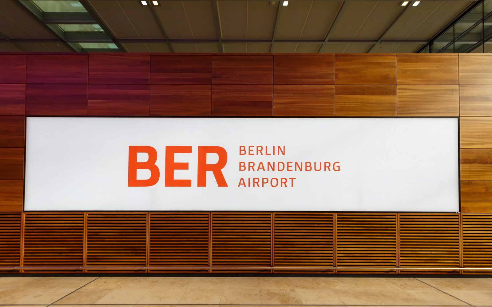 No departures at BER due to strikes, arrivals also affected - AeroTime