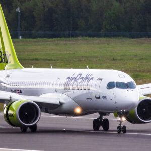 airBaltic partners with Starlink to equip fleet with internet - AeroTime