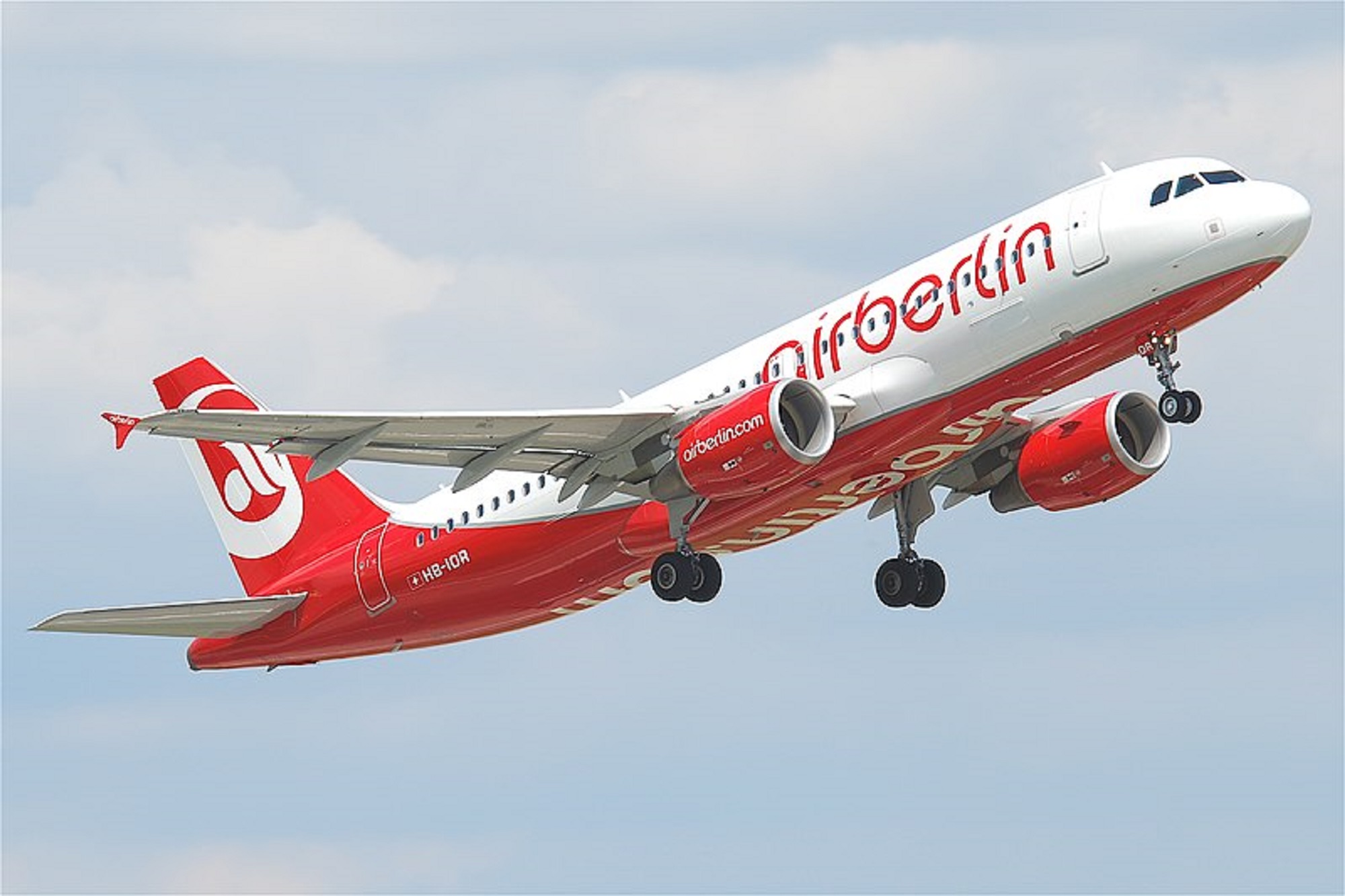 From Pan Am to FlyBe: 12 famous airlines that disappeared