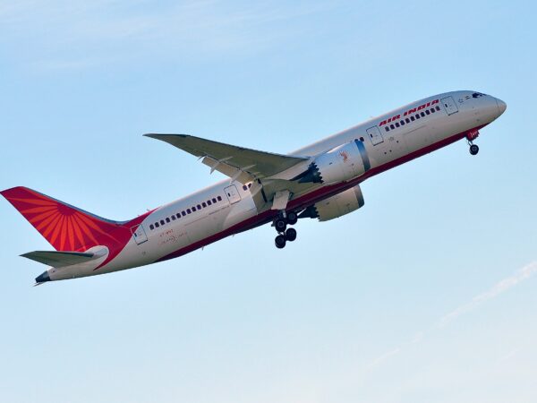 IATA and ICAO: a guide to airline and airport codes