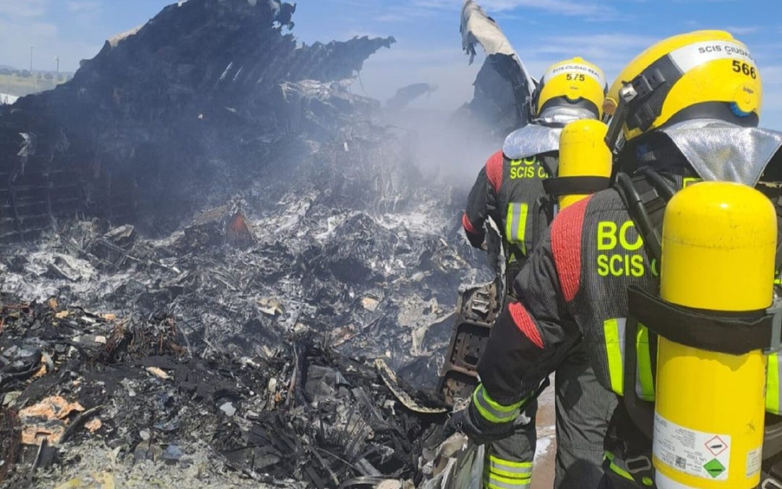 Fire destroys retired Airbus A330 at Spanish airport: video